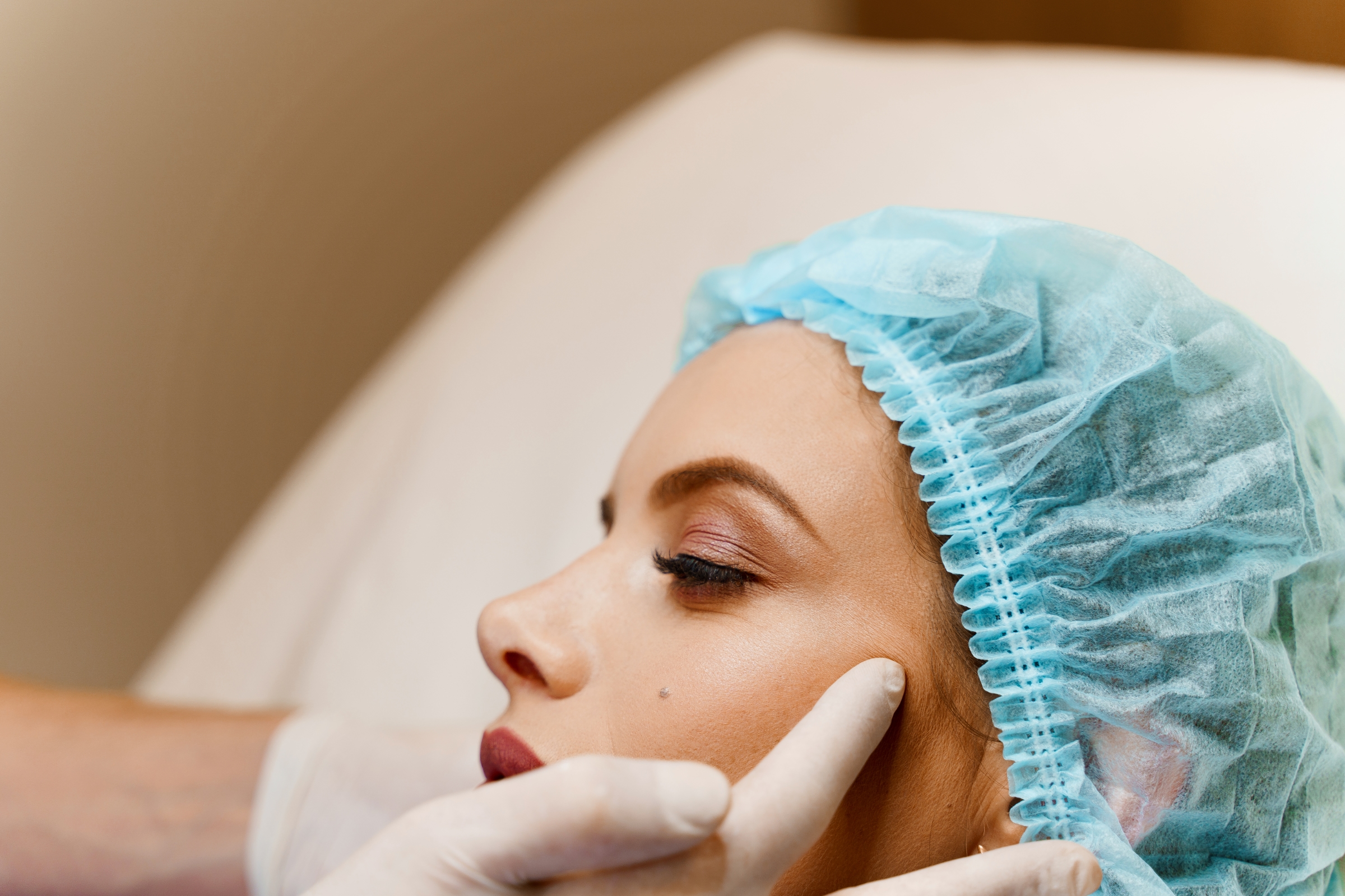 เสริมขมับซิลิโคนแผ่น ถาวรไหม มีแผลเป็นไหม