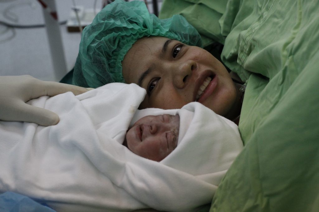 ตอบ 8 ข้อสงสัยเรื่องคลอดที่คุณแม่ตั้งครรภ์ควรรู้ - HDmall Blog